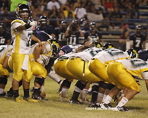 No. 3 Leilehua holds off Waianae, 34-20 - ScoringLive