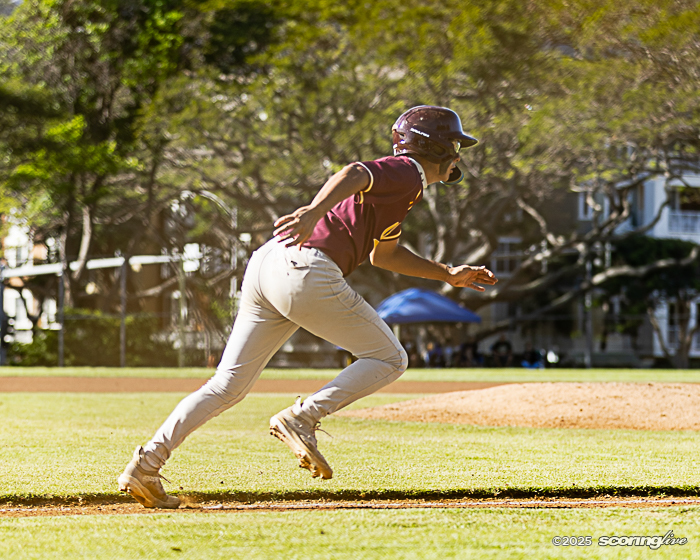 Trio of home runs power Kaiser past Castle in OIA opener - ScoringLive