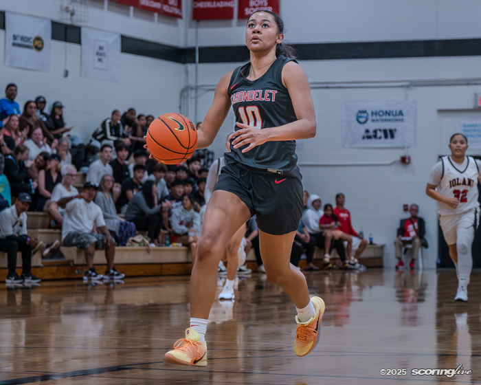 Carondelet douses host Iolani to reach Classic final - ScoringLive